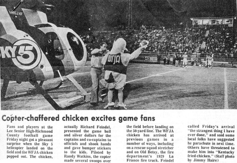 SKY-5-pilot-1-Randy-Watkins-delivers-mascot-to-Lee-HS – Capitol ...